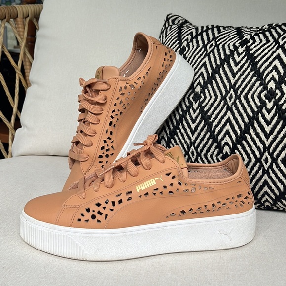 Puma | Shoes | Deep Tan Puma Platform Sneakers | Poshmark